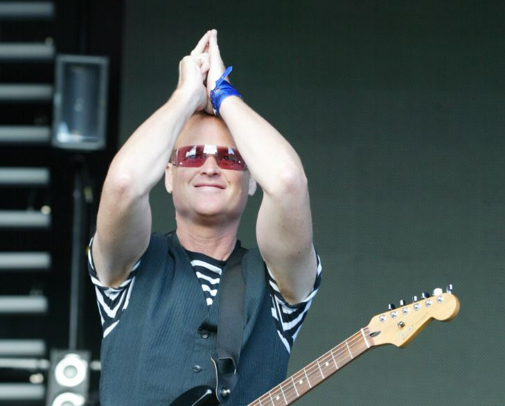 Keith Strickland Net Worth | Celebrity Net Worth